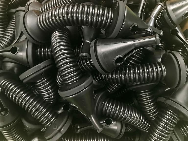 Rubber Grommet Sizes: Tips for Choosing Grommets for Your Automobile