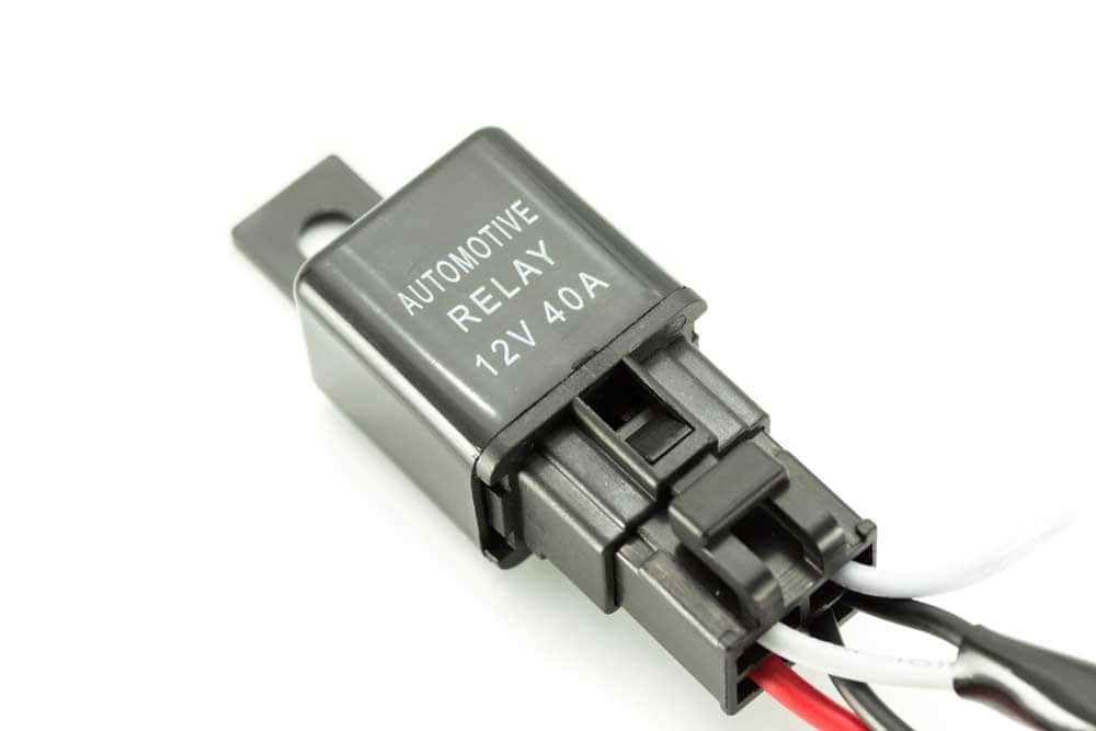 Automotive fan relay wiring: How to replace a cooling fan relay.