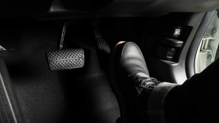 Automatic Transmission Kick Down - Does it Assist in Overtaking?